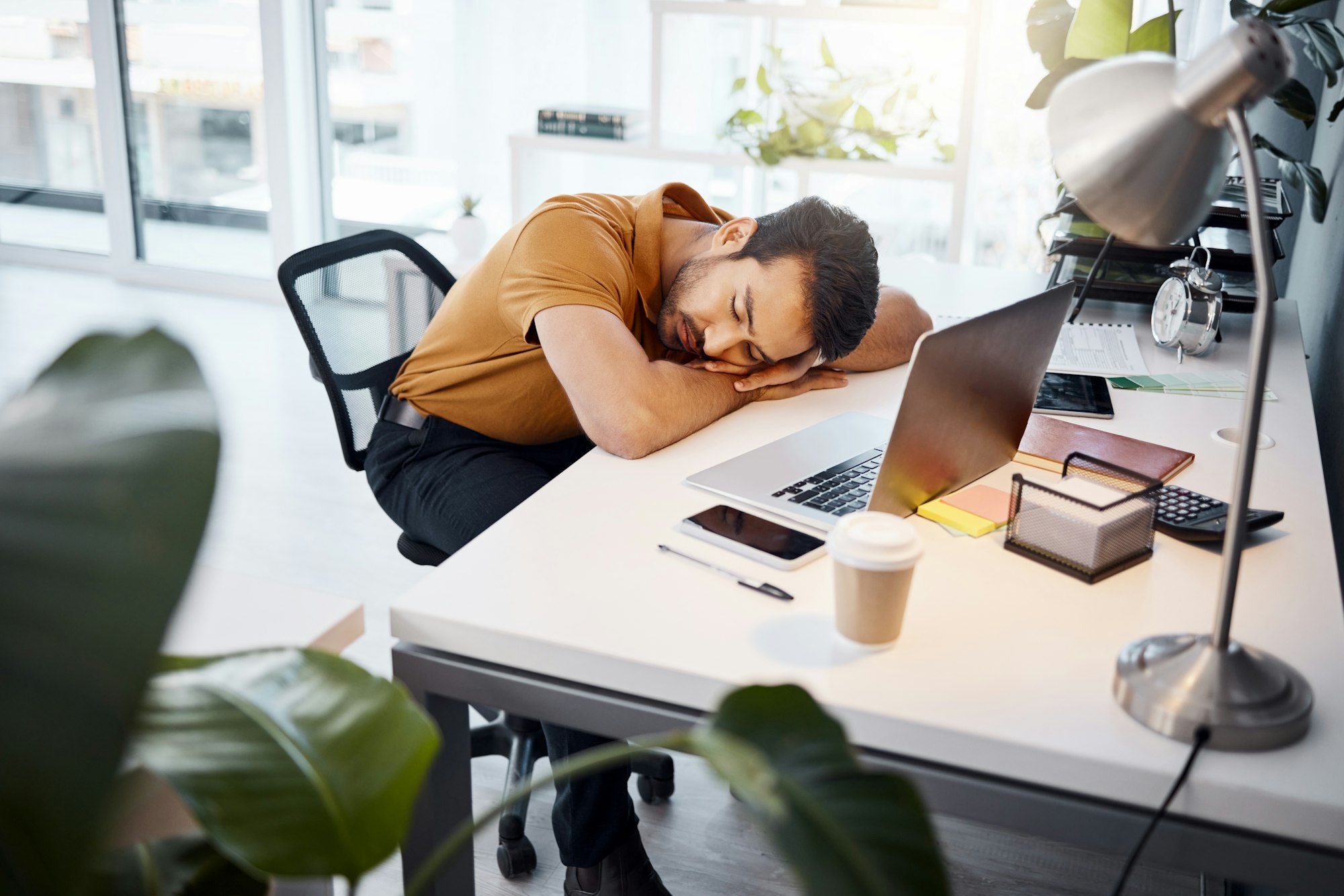 5 Tips to Spice Up Your Office Work Hours - Resume4Dummies