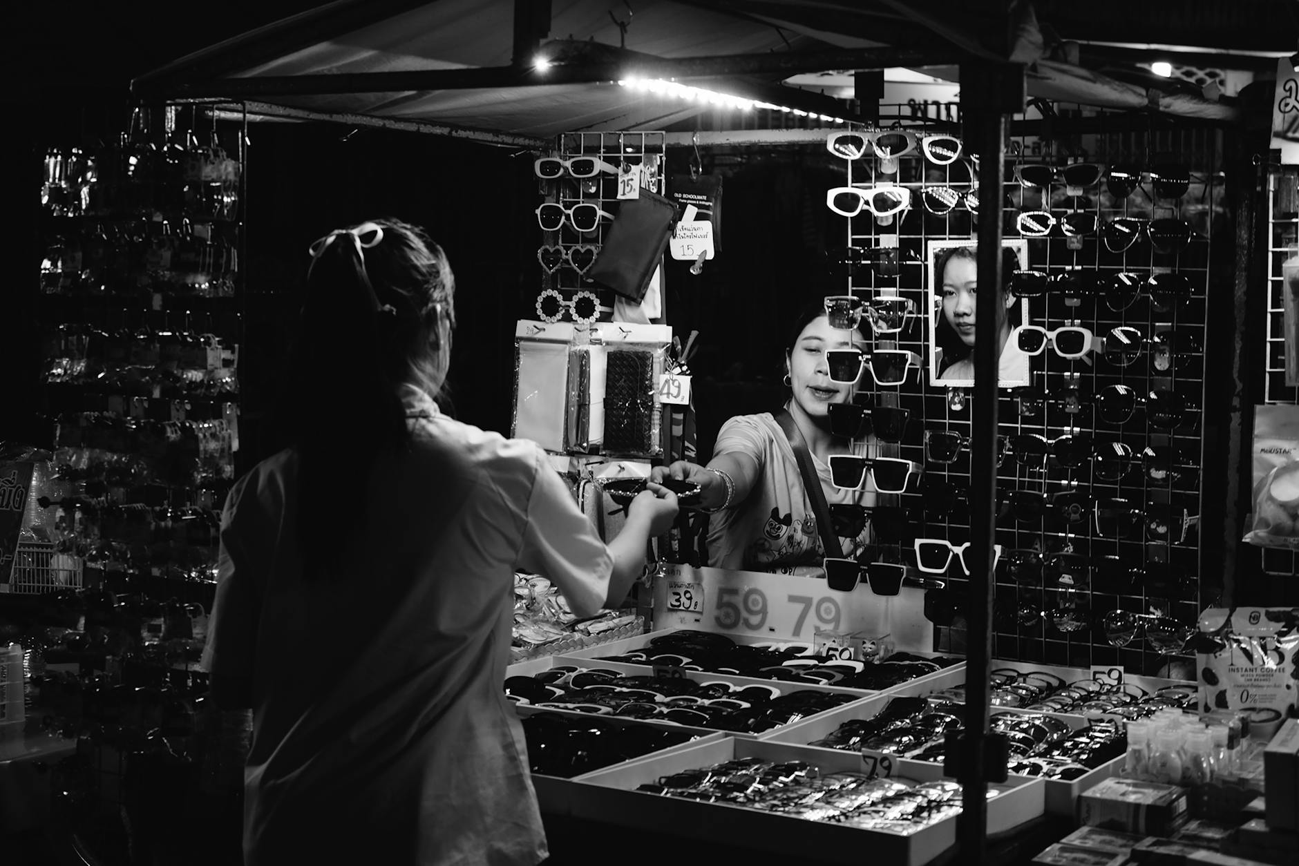 Negotiate with Confidence: Insider Salary Negotiation Tips